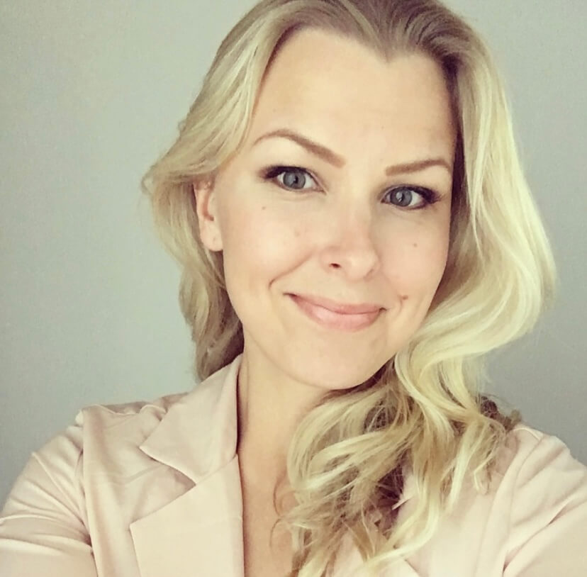 Hylätty Selviämään - Kokemuksia erosta | Kirjapodi